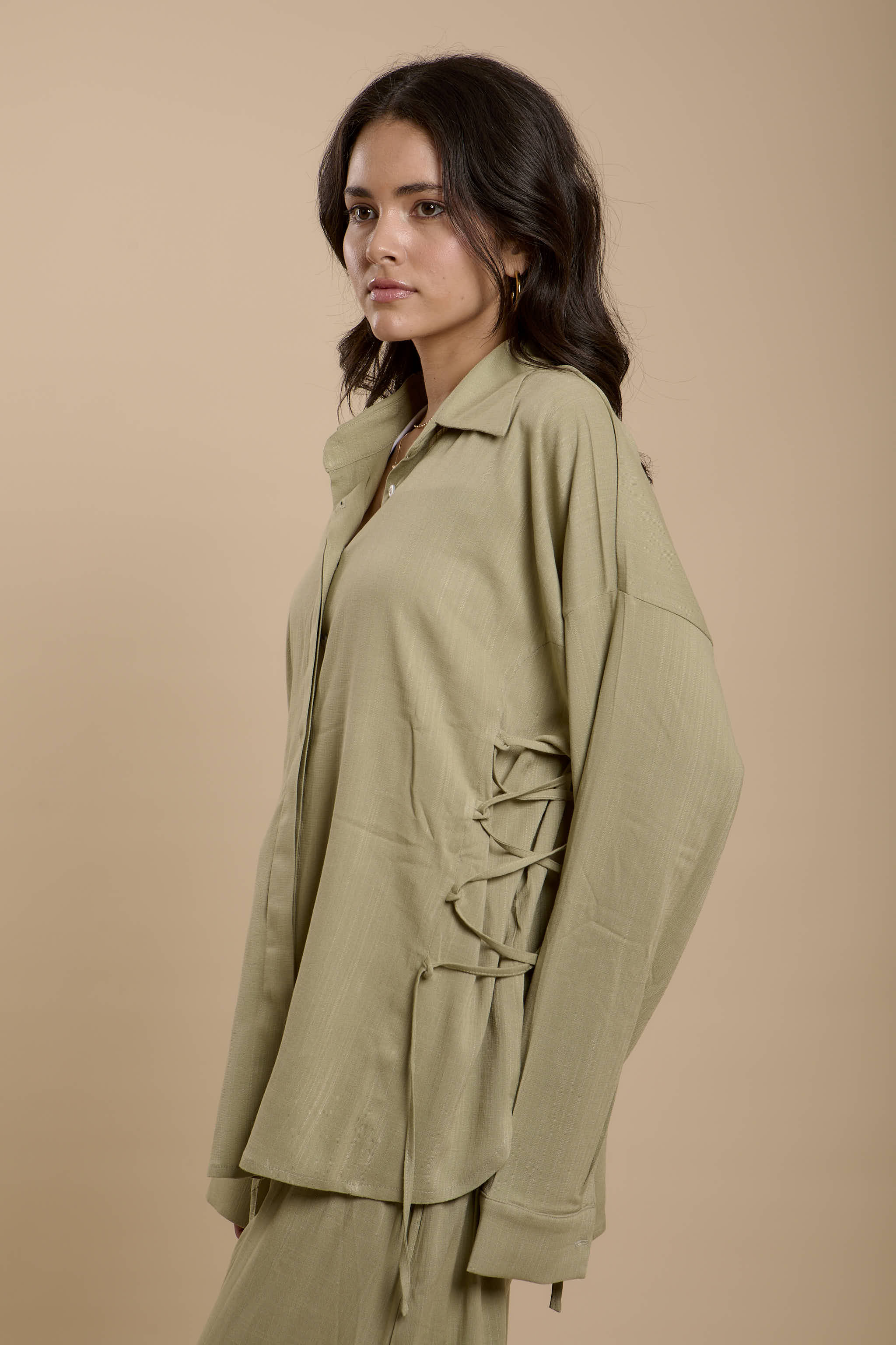 Olive Side sinching shirt – nahlaelalfydesigns
